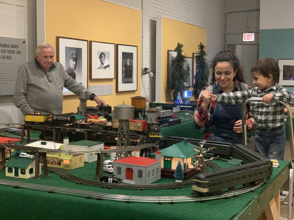 Pullman Exhibit Hall: Model Train Experience – I & M Canal